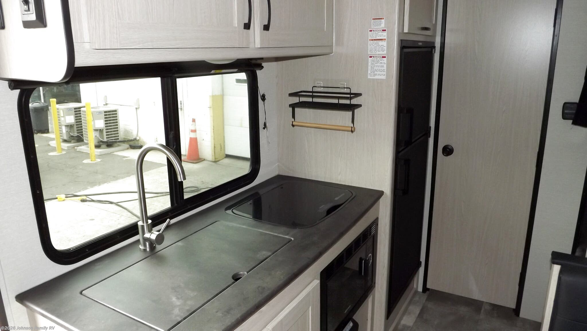 2022 Coachmen Apex Nano 185BH