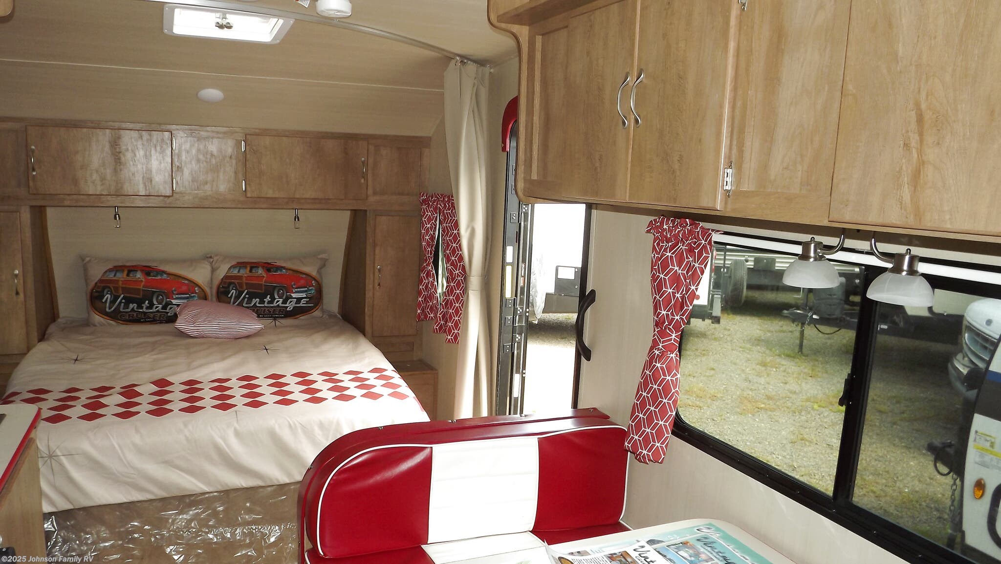 2024 Gulf Stream Vintage Cruiser 19RBS