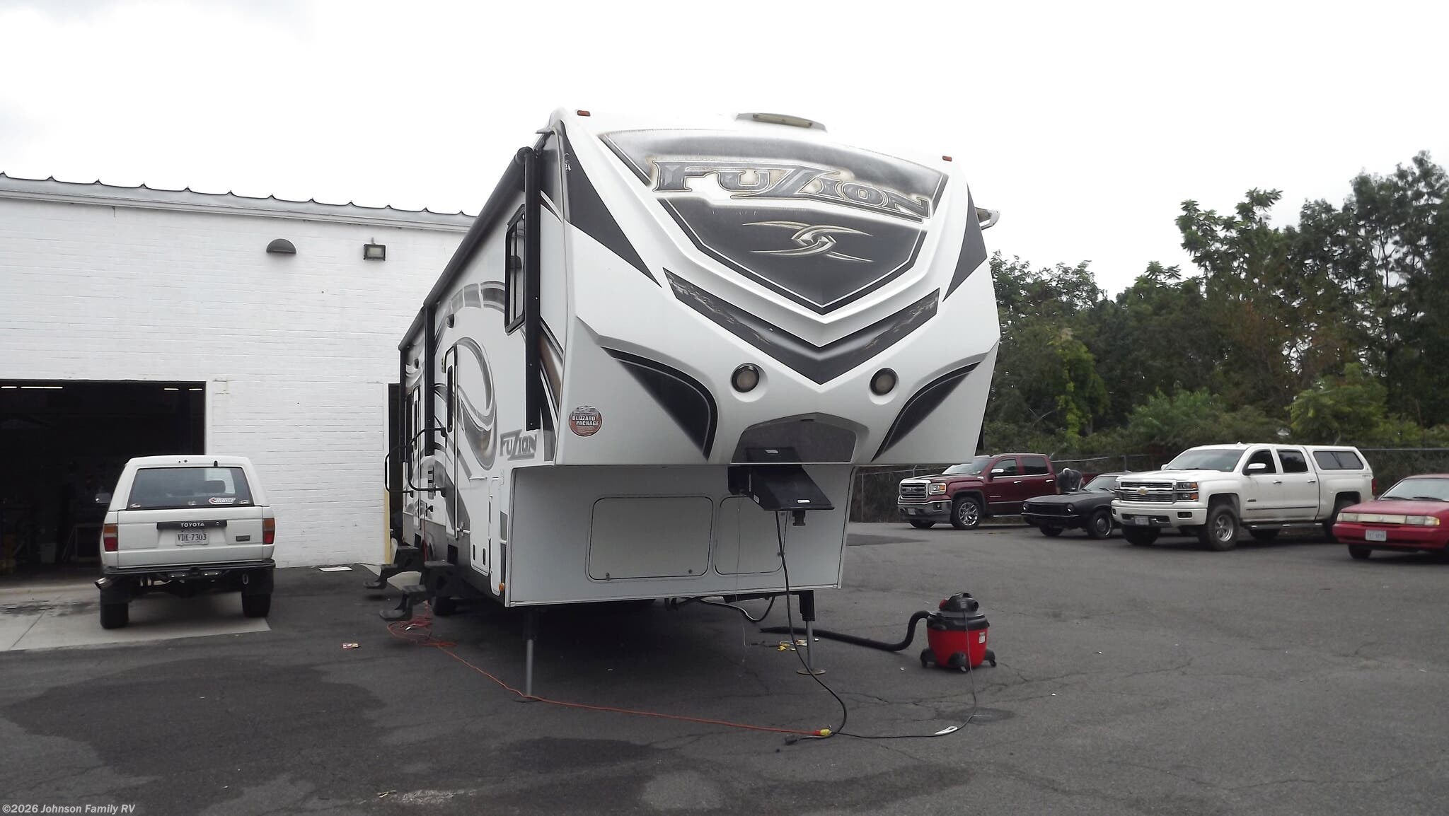 2013 Keystone Fuzion 310