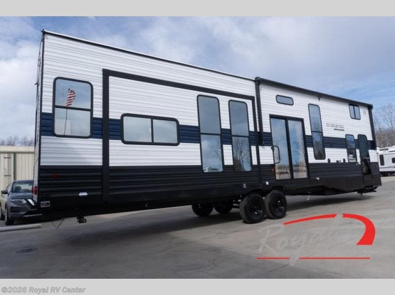 2025 Forest River Cherokee Timberwolf 39DL RV for Sale in Middlebury ...