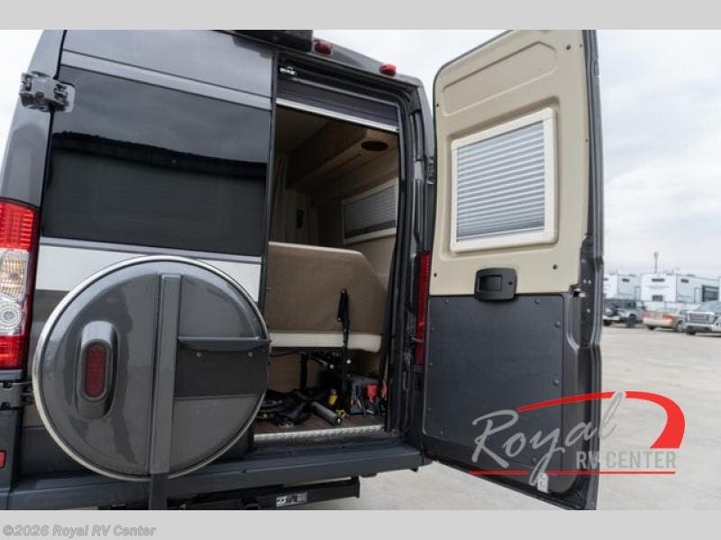 2018 Hymer Aktiv 2.0 WITH LOFT RV for Sale in Middlebury, IN 46540 ...