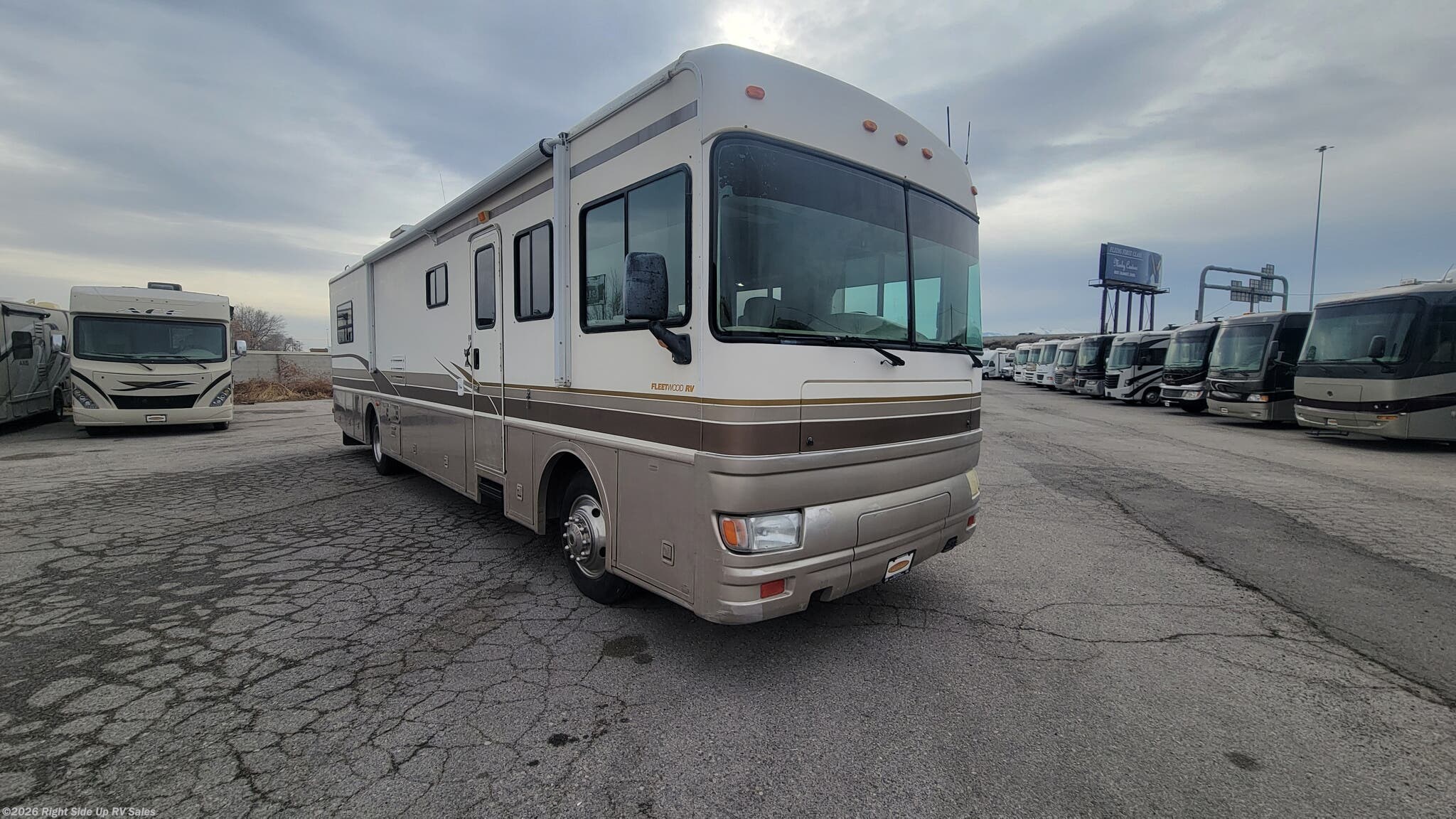 2001 Fleetwood Bounder Diesel RV for Sale in Salt Lake City, UT 84115 ...