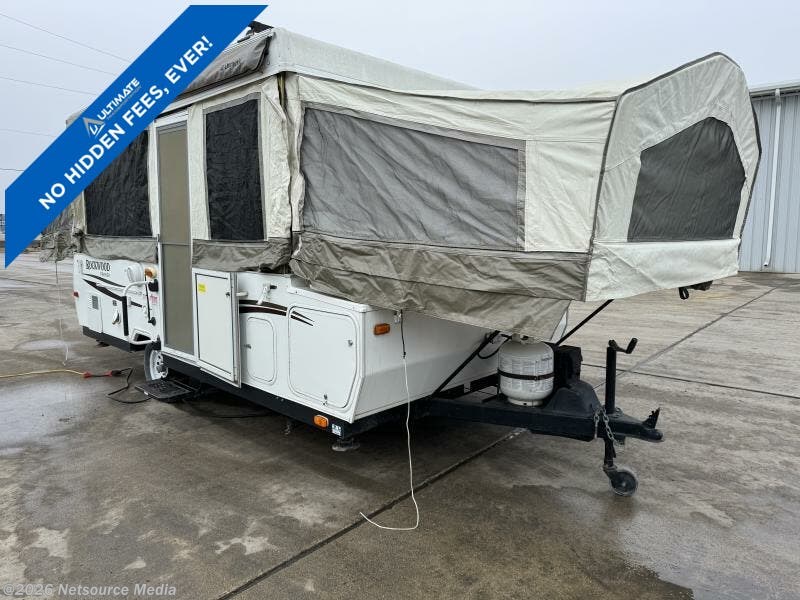 2011 Forest River Rockwood Premier 2516G RV for Sale in Fargo, ND 58103 ...