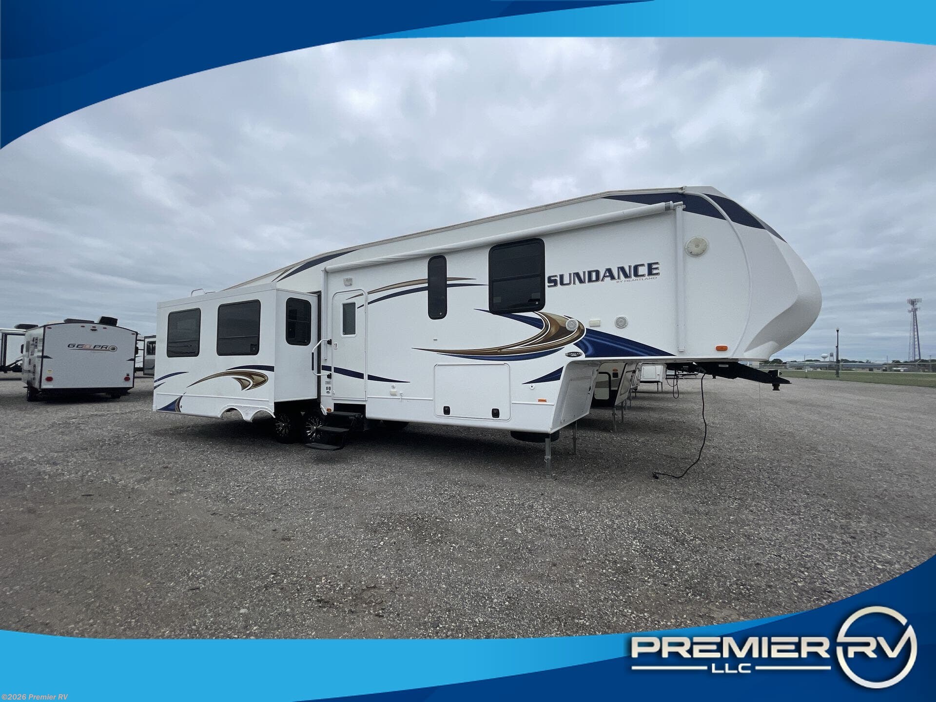 2013 Heartland Sundance 3270RES RV for Sale in Blue Grass, IA 52726 ...