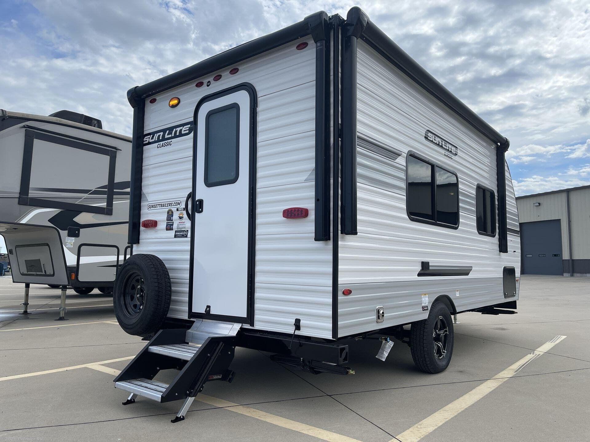 2025 Sunset Park RV Sun Lite 18RD RV for Sale in Blue Grass, IA 52726 ...