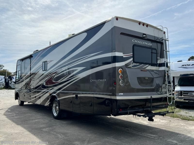 2011 Thor Motor Coach Challenger 37KT RV for Sale in Mims, FL 32754 ...