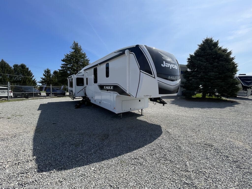 2024 Jayco Eagle 370FBTS RV for Sale in Columbia City, IN 46725 | T83774 | RVUSA.com Classifieds