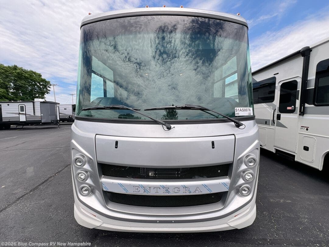 2025 Entegra Coach Vision 29S RV for Sale in Epsom, NH 03234 | UM940395 ...
