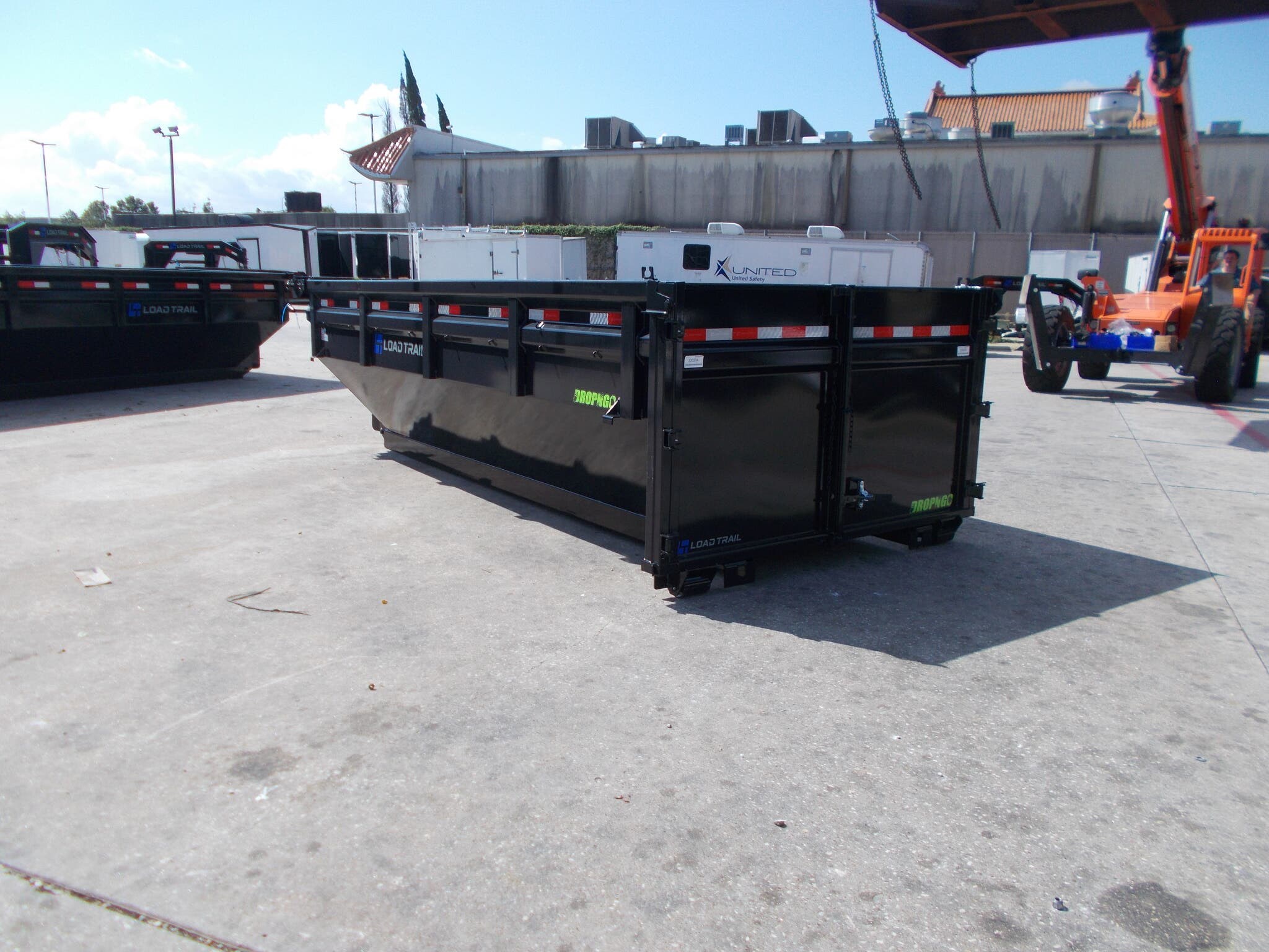 2025 Load Trail GM 83" x 16' Drop-N-Go Roll Off Dump Box