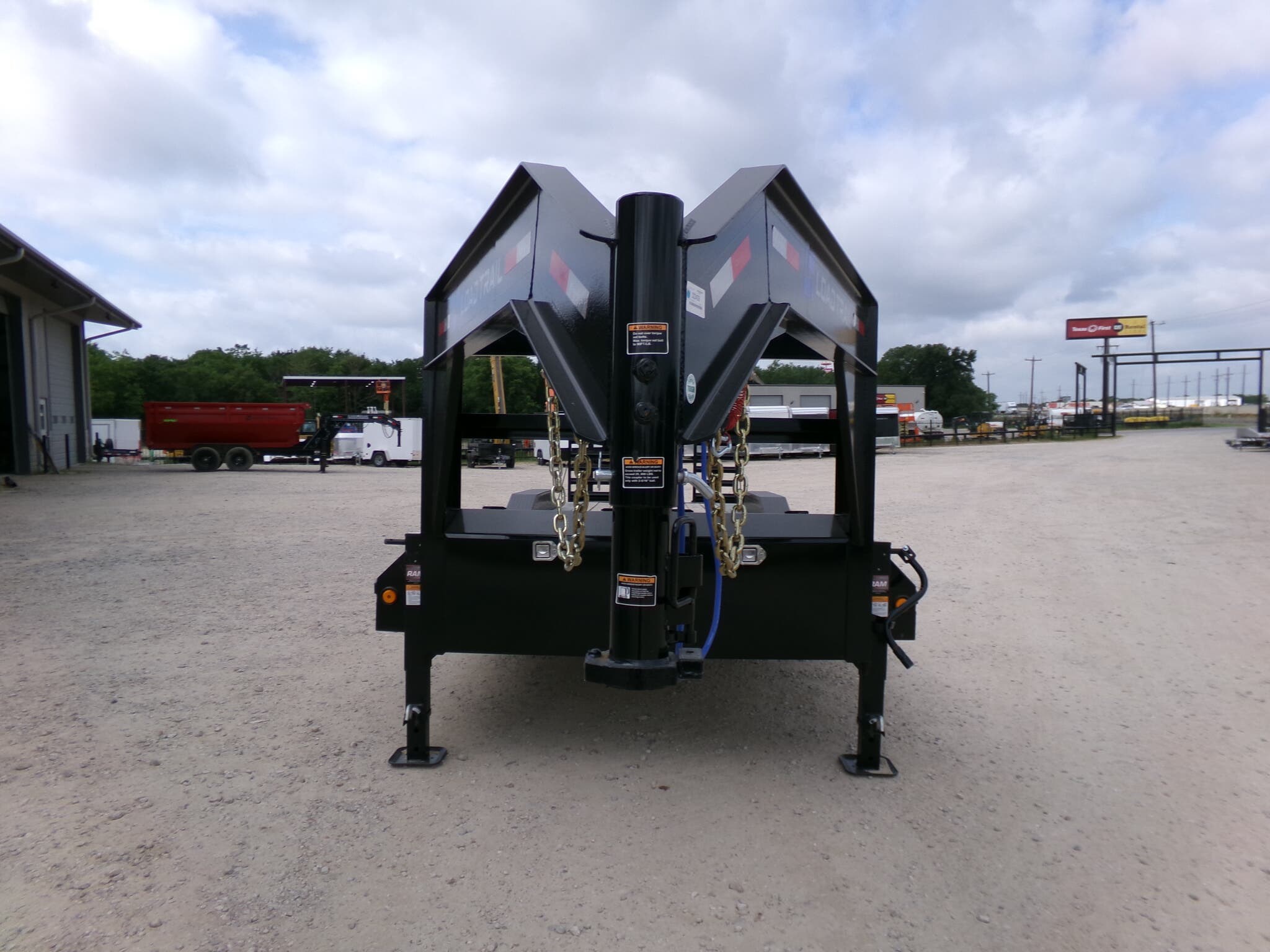 2024 Load Trail EG 102x26 Gooseneck Equipment Trailer 20K GVWR