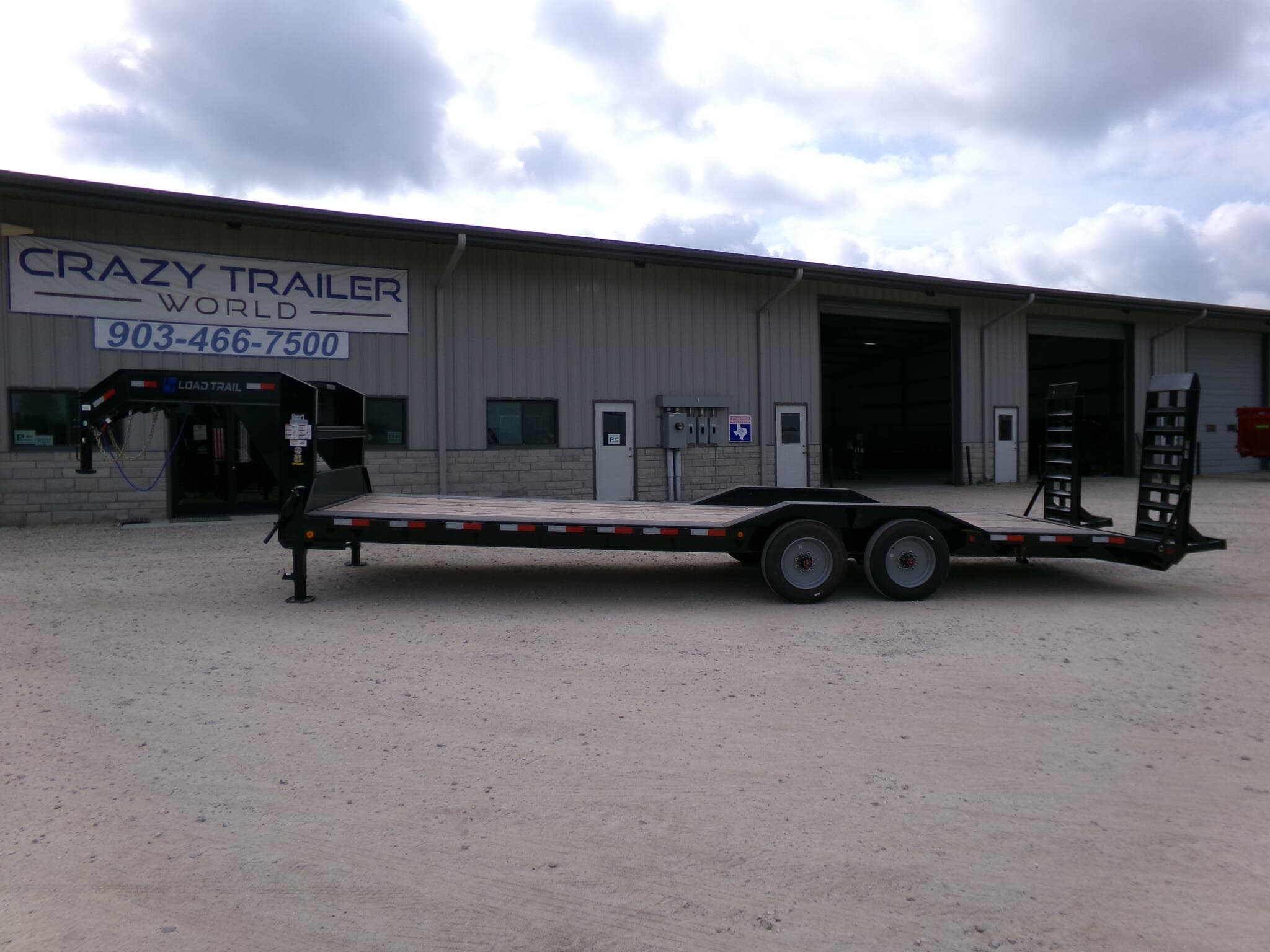 2024 Load Trail EG 102x26 Gooseneck Equipment Trailer 20K GVWR