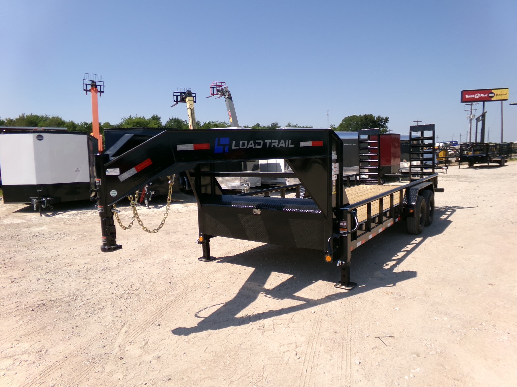 2025 Load Trail GF 83" x 20' Tandem Gooseneck Carhauler w/Side Rails