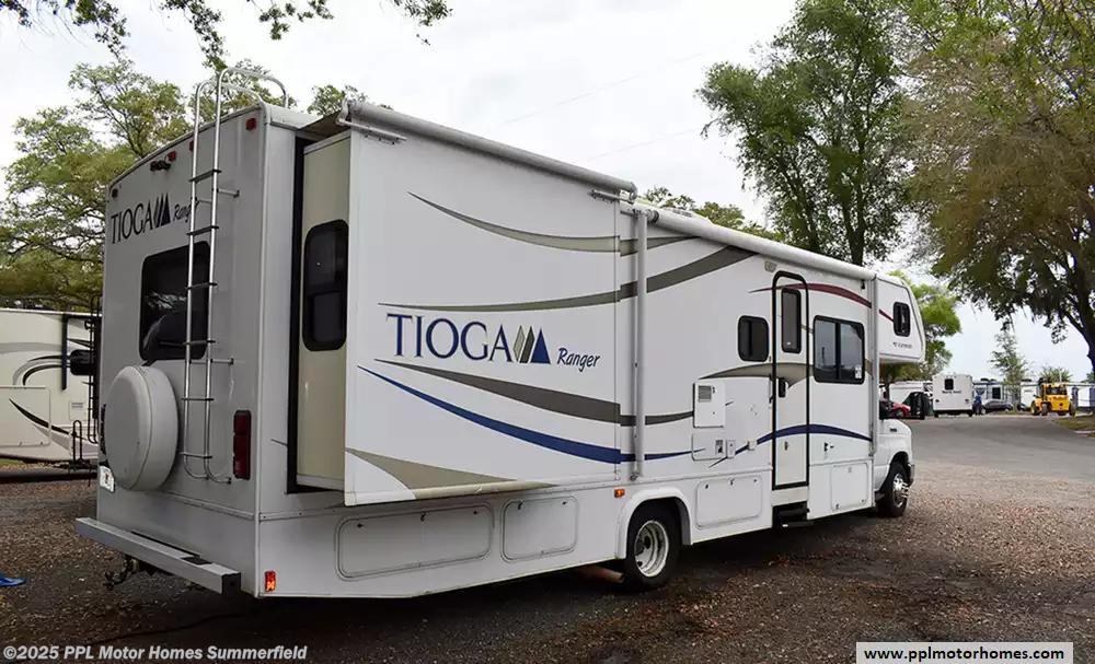 2011 Fleetwood Tioga Ranger 31M RV for Sale in Summerfield, FL 34491 ...