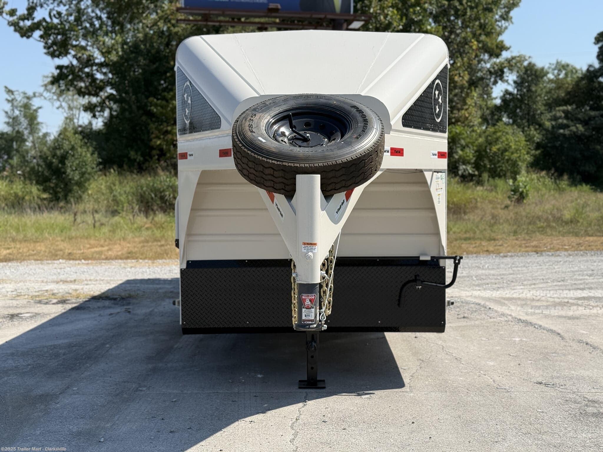 2026 Swift Built 24' Swift Stock / Tack 3 Horse Hauler