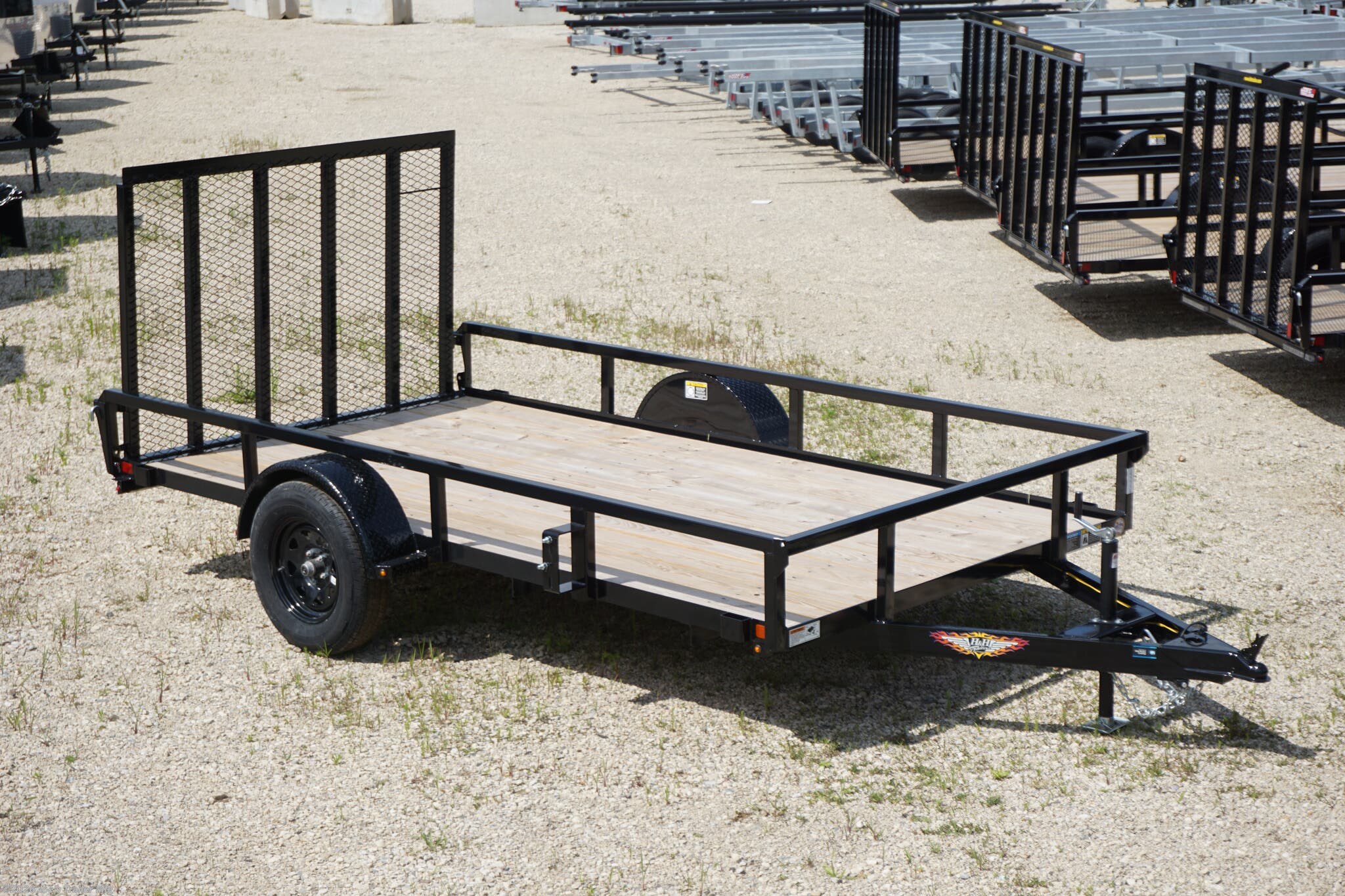 2024 H&H H8214SHATV-030