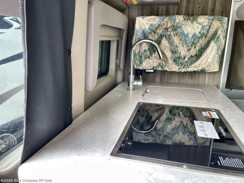 2022 Thor Motor Coach Rize 18M RV for Sale in Katy, TX 77494 | UT970198 ...