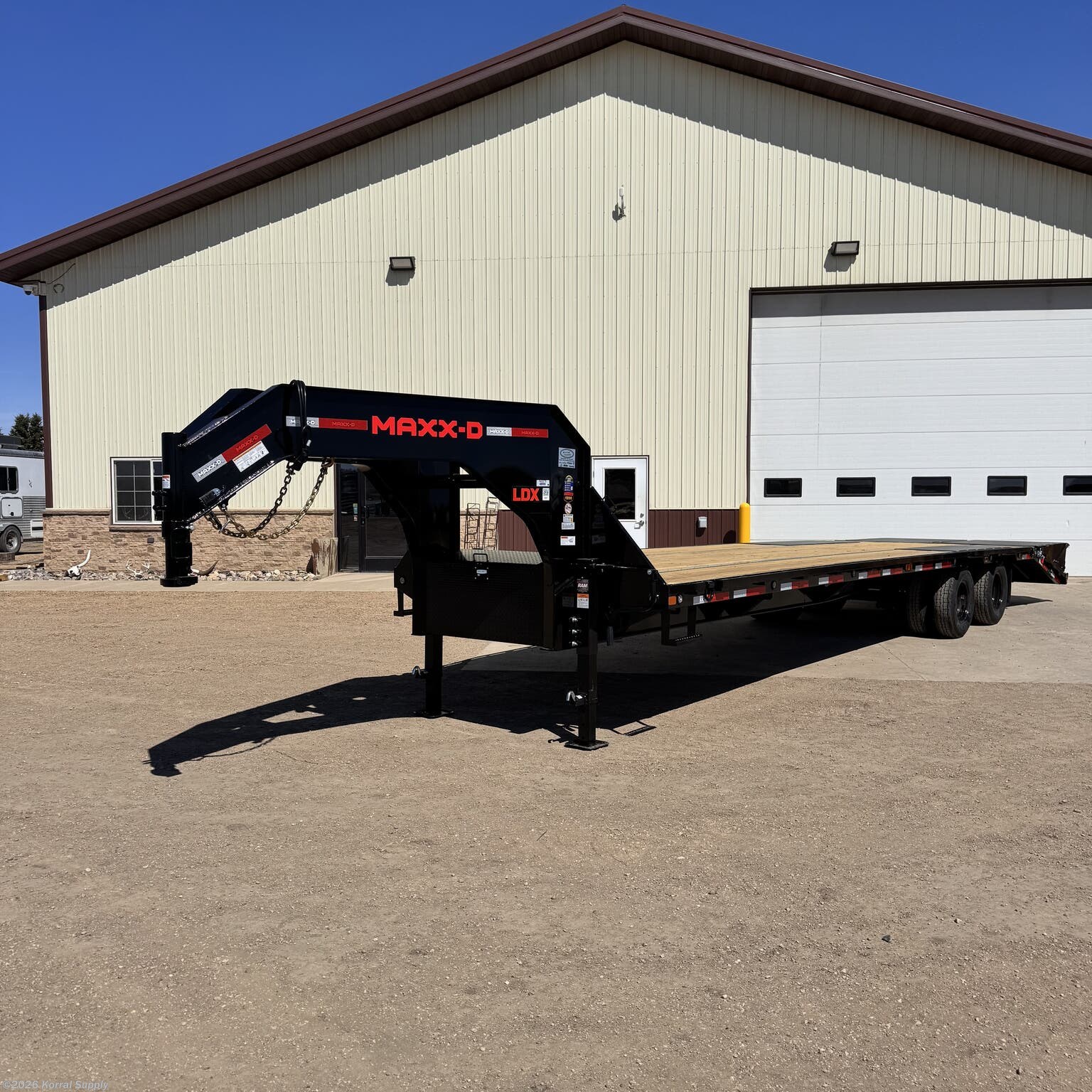2026 MAXX-D LDX 32' X 102" w/ Two 10K Axles