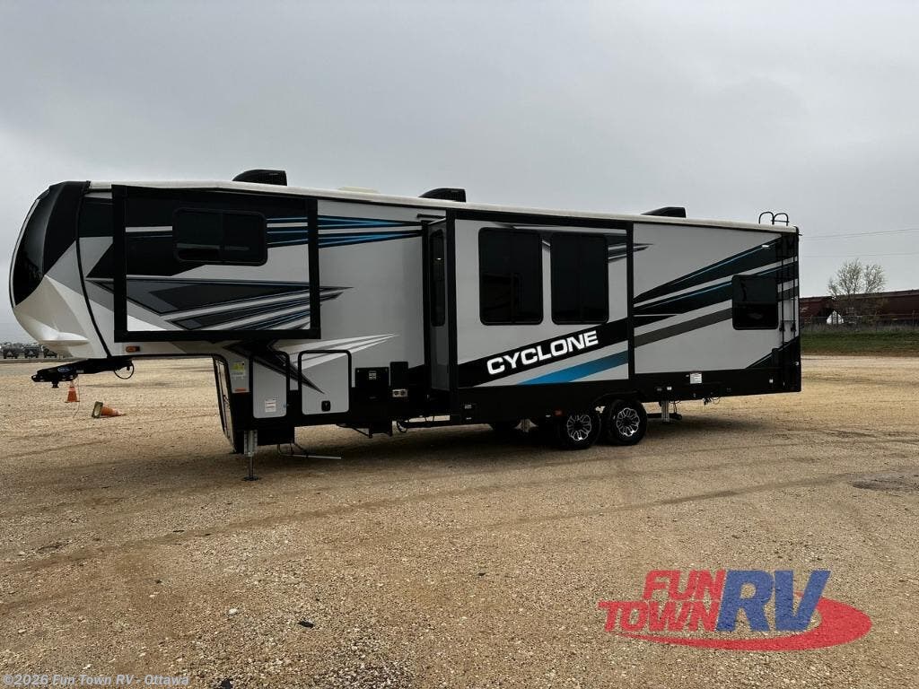 2022 Heartland Cyclone 3413 RV for Sale in Ottawa, KS 66067 | 200558A ...