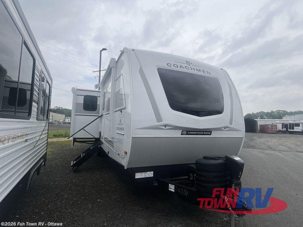 2025 Coachmen Freedom Express Ultra Lite 326BHDS RV for Sale in Ottawa ...