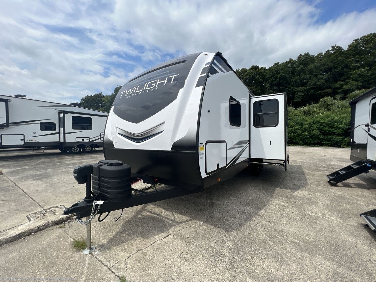 2024 Cruiser RV Twilight Signature TWS-26RB RV for Sale in Newtown, CT ...