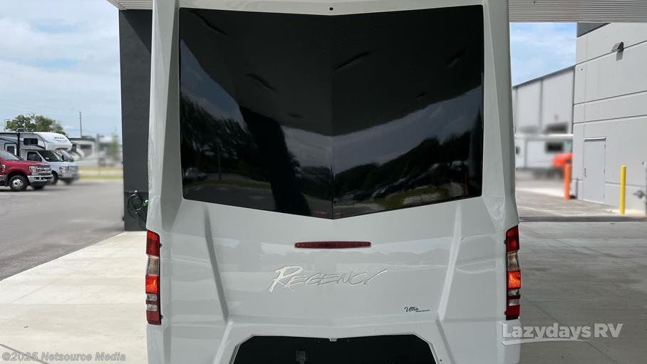 2021 Regency Ultra Brougham UB25MB RV for Sale in Fort Pierce, FL 34945 ...