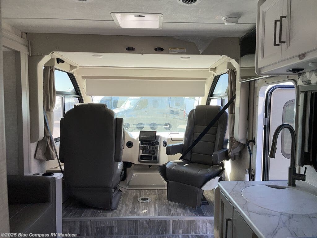 2025 Thor Motor Coach Geneva 24VS RV for Sale in Manteca, CA 95336 | M103188 | RVUSA.com Classifieds