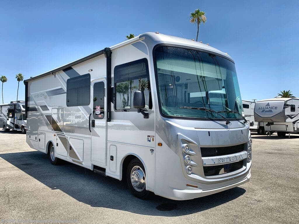 2025 Entegra Coach Vision 29S #M89654 - For Sale in Bakersfield, CA