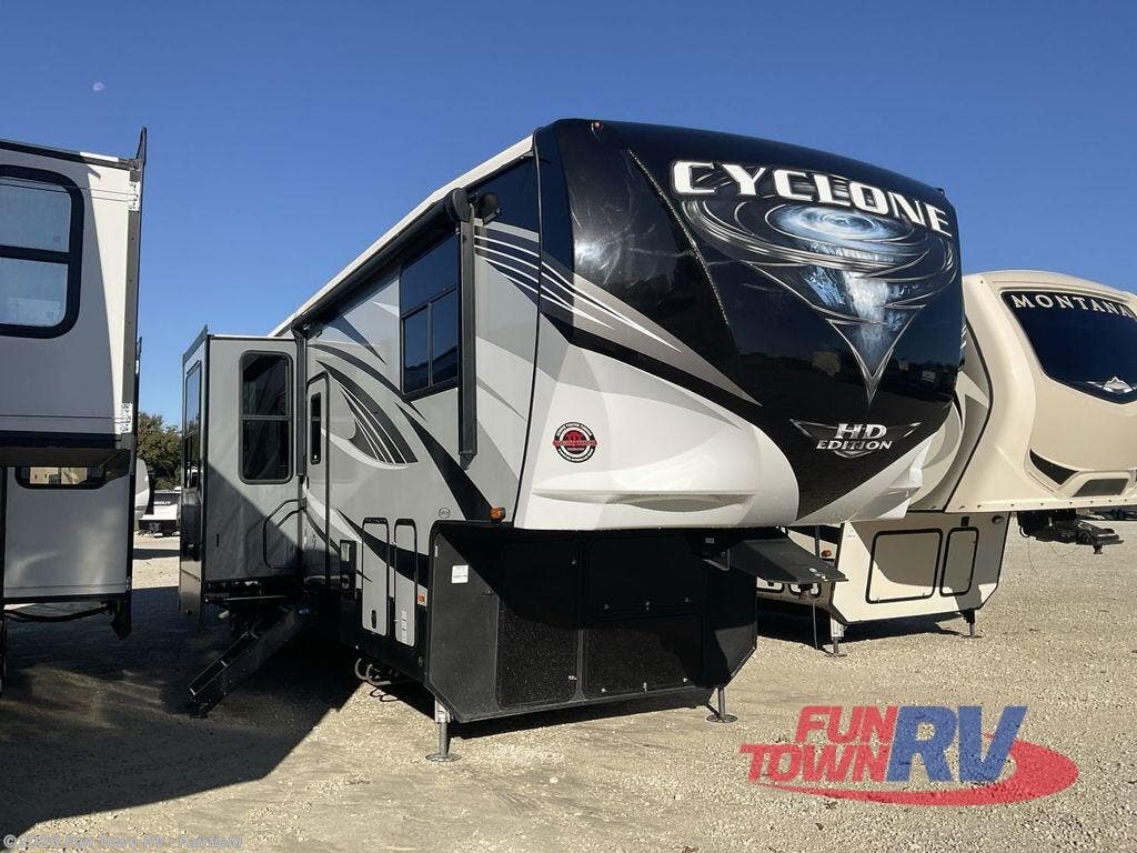 2021 Heartland Cyclone 4005 RV for Sale in Fairfield, TX 75840 ...