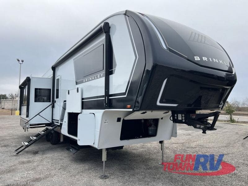 2025 Brinkley RV Model Z 3300 RV for Sale in Waller, TX 77484 | 211752 ...