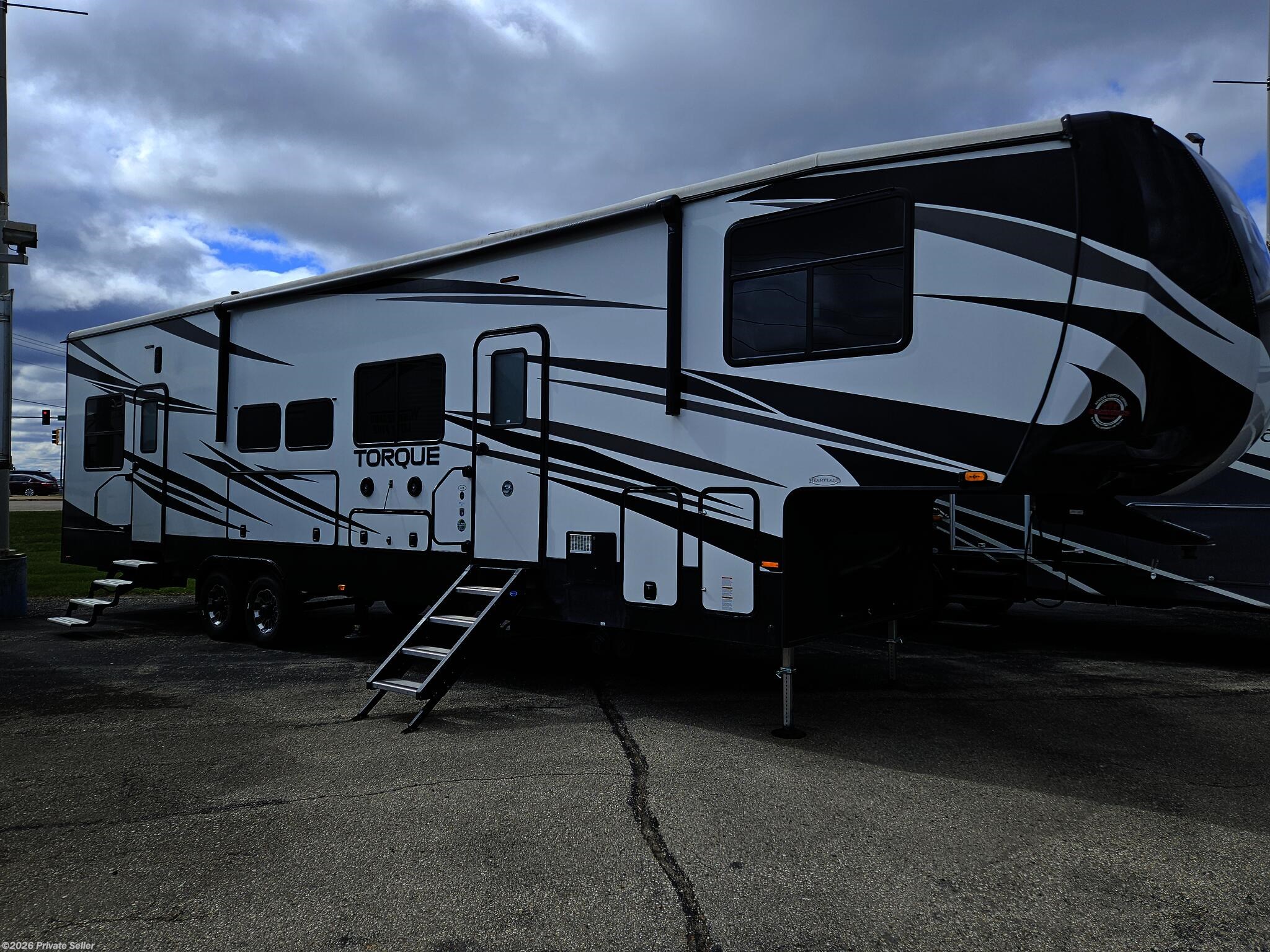2021 Heartland Torque 2021 Heartland TORQUE 371 5th wheel toy hauler RV ...