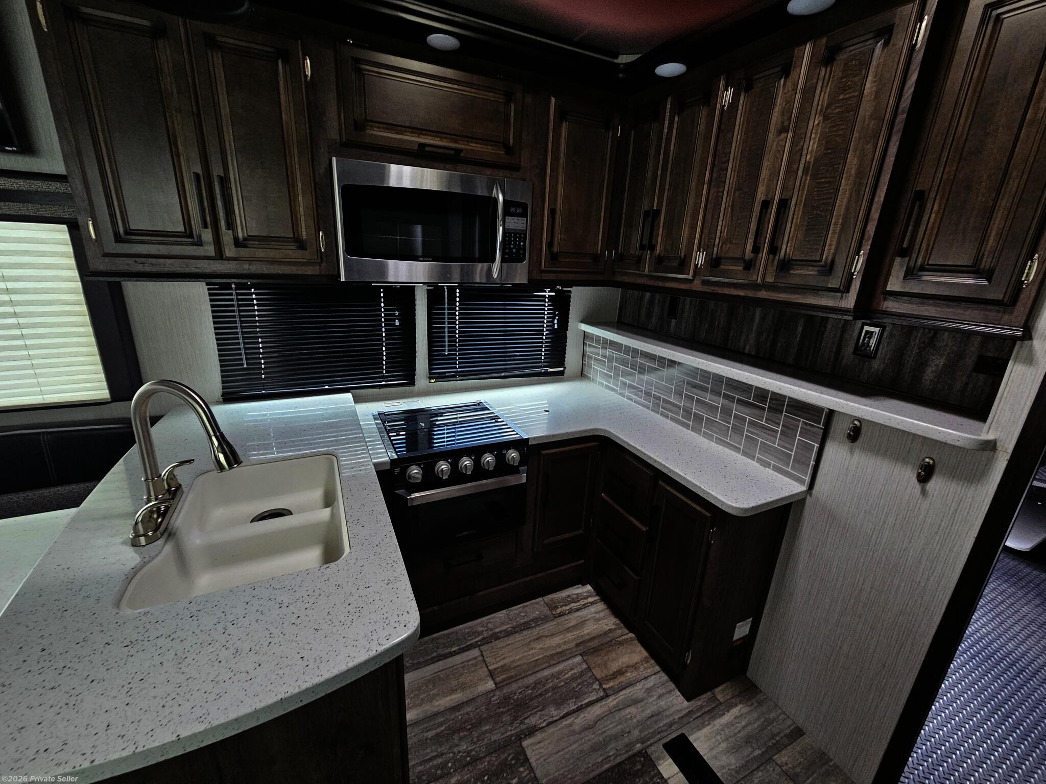 2021 Heartland Torque 2021 Heartland TORQUE 371 5th wheel toy hauler RV ...