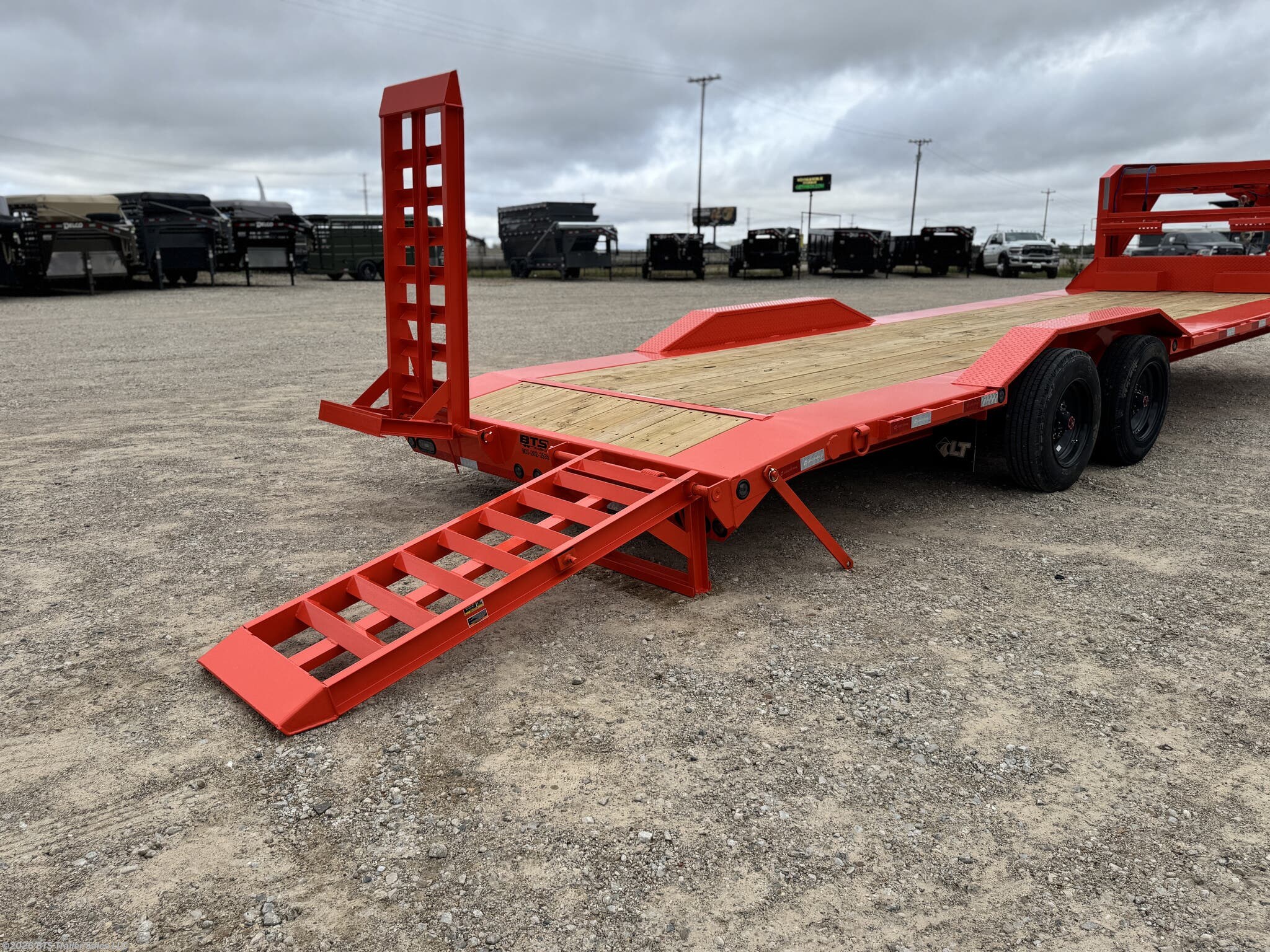 #T1370901 - 2026 Load Trail EG 102X26 Gooseneck Equipment Trailer 20K ...