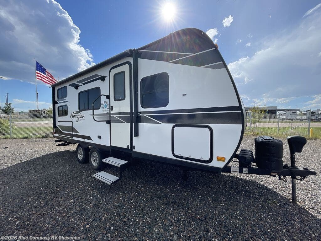 2019 Grand Design Imagine XLS 21BHE RV for Sale in Cheyenne, WY 82007 ...