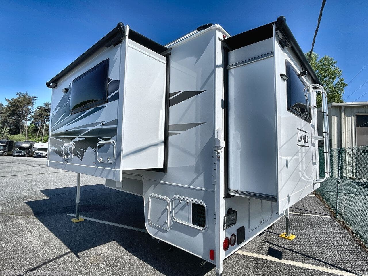 2024 Lance Lance Truck Campers 1172 RV for Sale in Claremont, NC 28610 ...