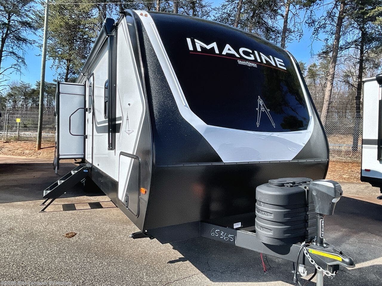 2025 Grand Design Imagine 2670MK #T107899 - For Sale in Claremont, NC
