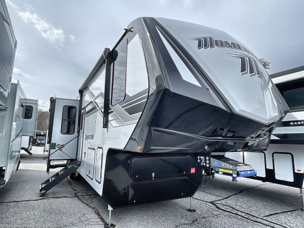 2026 Grand Design Momentum 399m T133891 For Sale In Claremont Nc