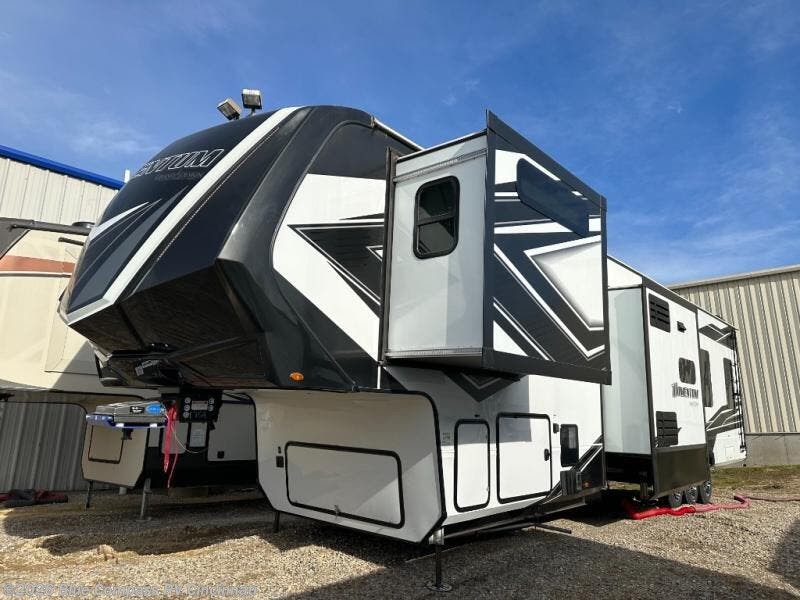 2022 Grand Design Momentum 397THS RV for Sale in Cincinnati, OH 45251 ...