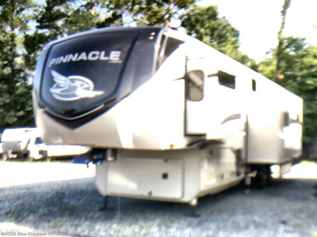 2024 Jayco Pinnacle 37MDQS RV for Sale in Cincinnati, OH 45251 | T87321 ...