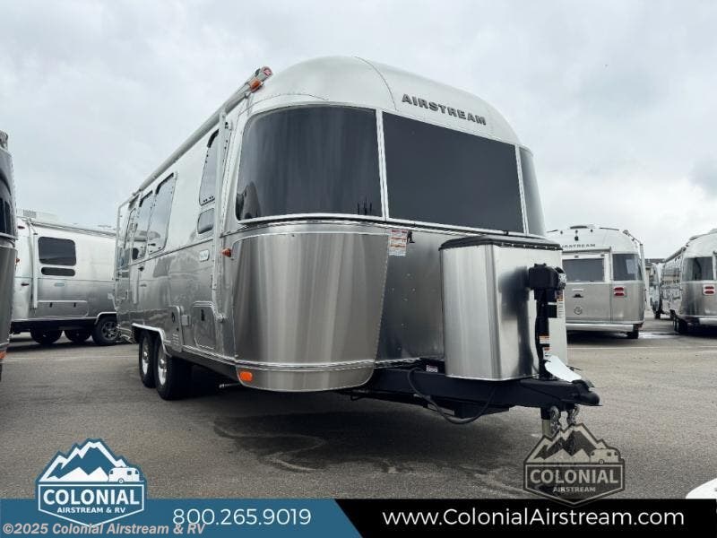 2025 Airstream Flying Cloud 23FBQ Queen RV for Sale in Millstone ...