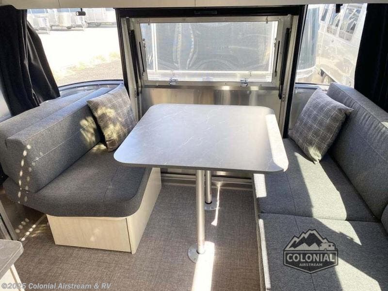 2025 Airstream Flying Cloud 27FBT Twin Hatch RV for Sale in Millstone ...