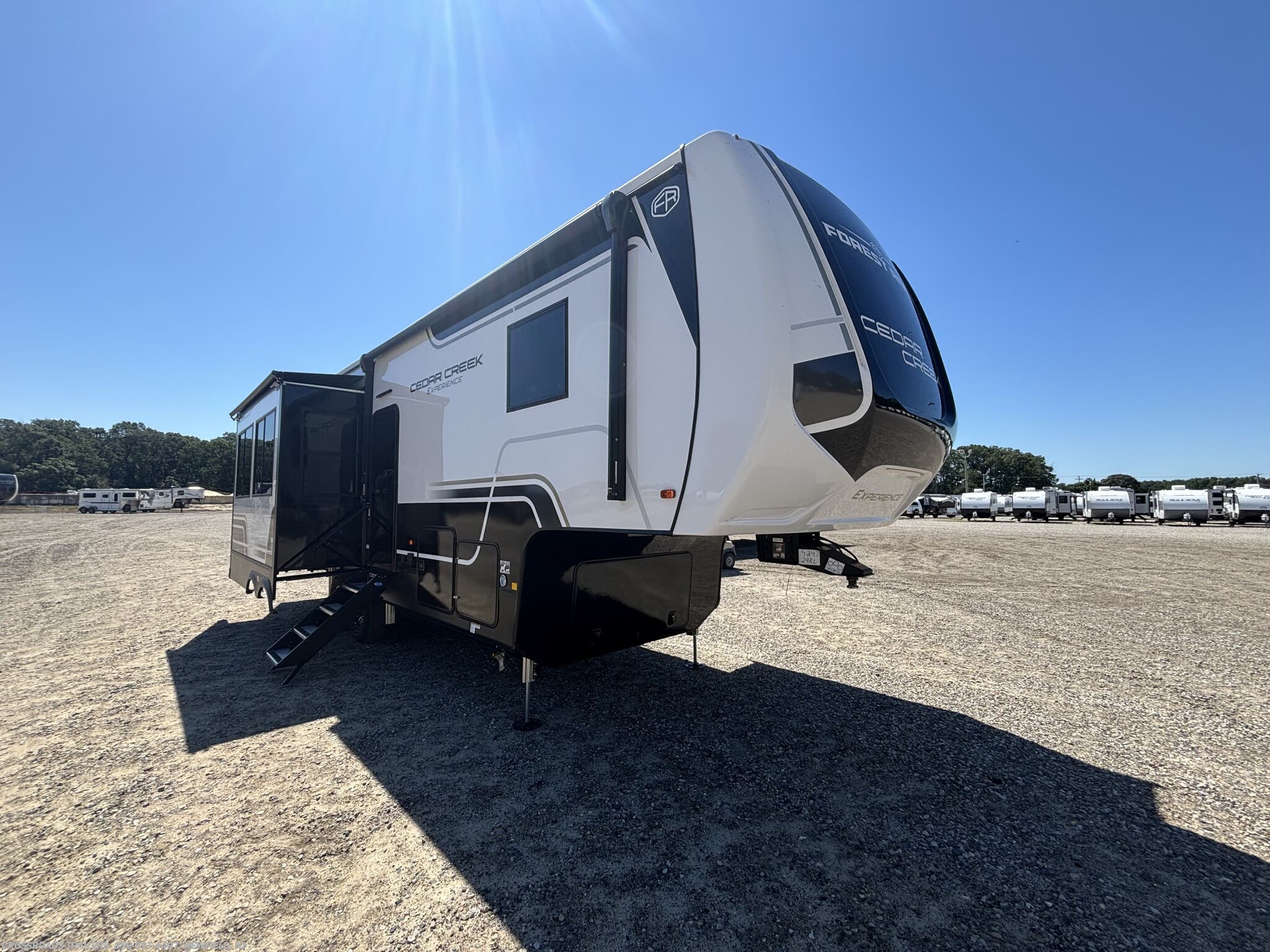 #35247 - 2026 Forest River Cedar Creek 29RL Fifth Wheel for sale in ...