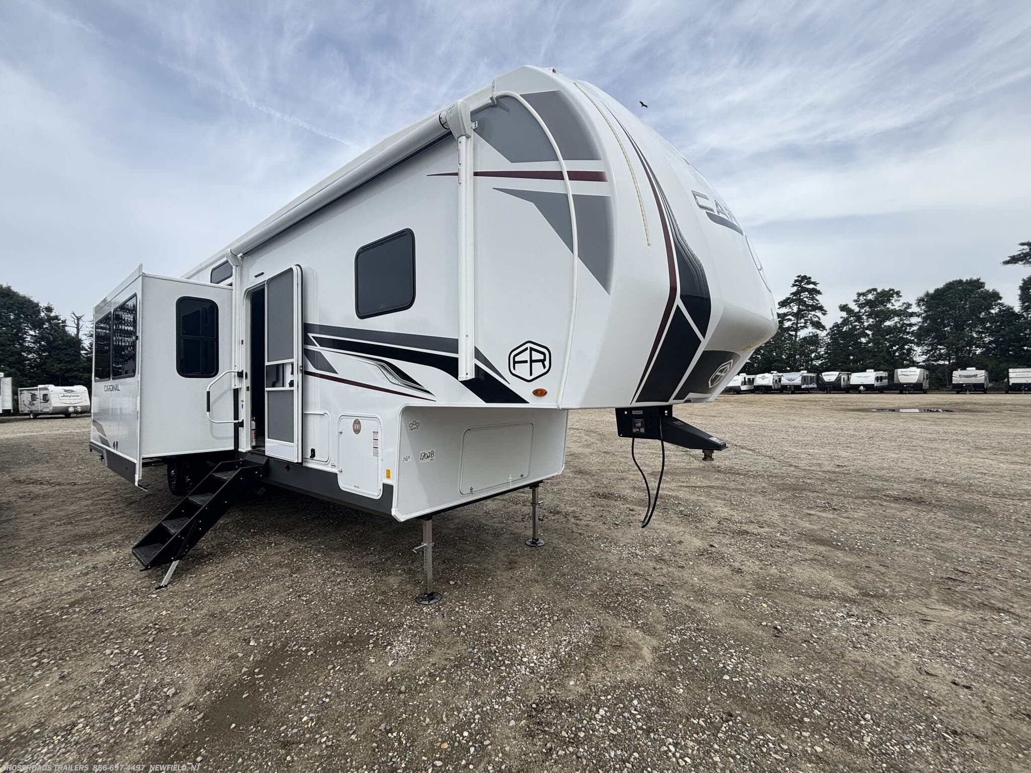 8x42 Fifth Wheel Trailer for sale | New Forest River Cardinal 35FUN ...